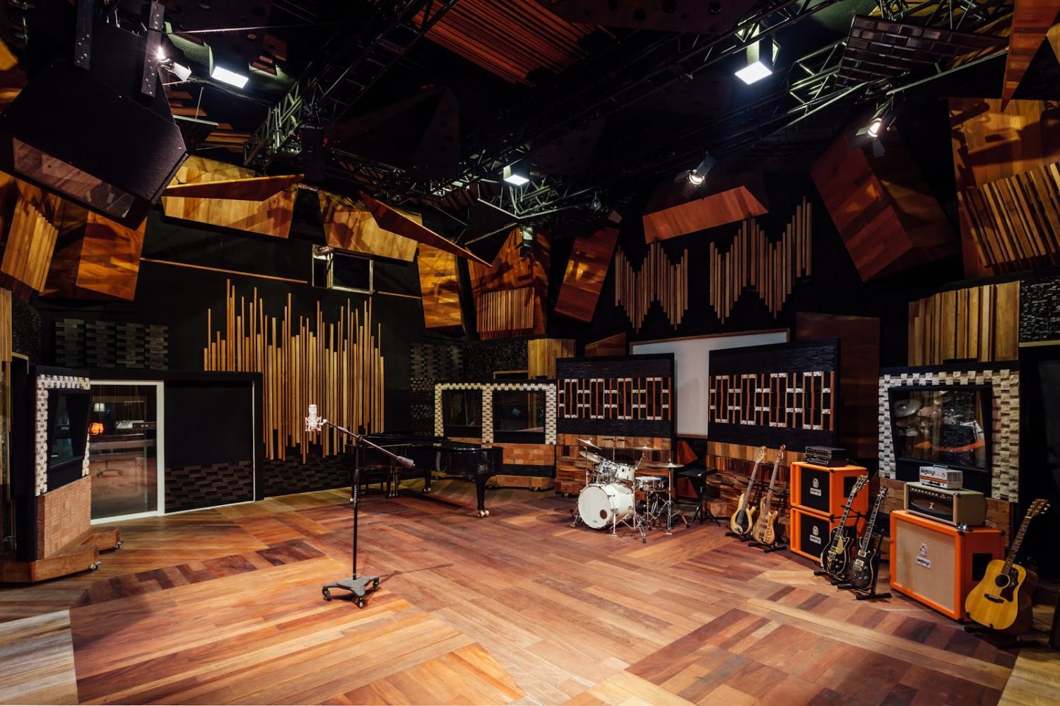 Primeira edição do Live at Audio Porto receberá Pedrinho Figueiredo ...