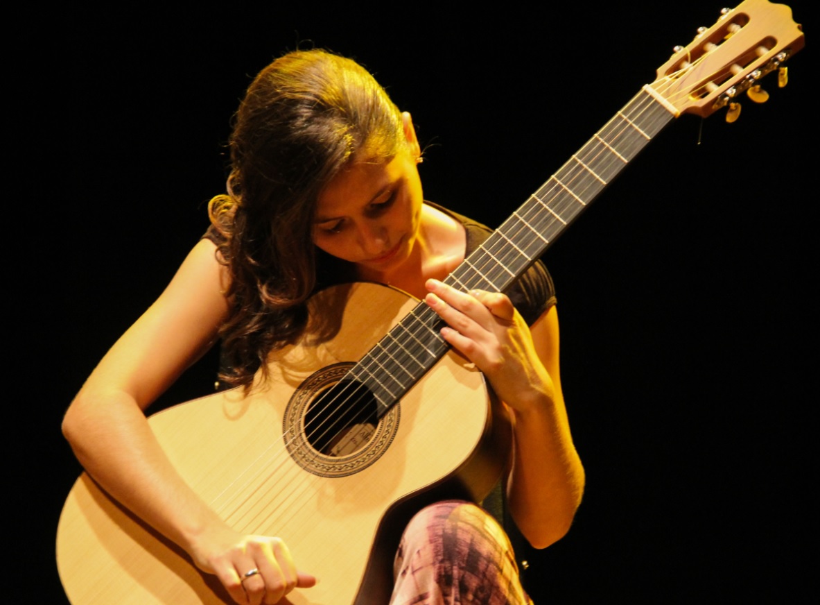 Recital Mulheres Compositoras para Violão se apresenta na Ecarta – No Palco